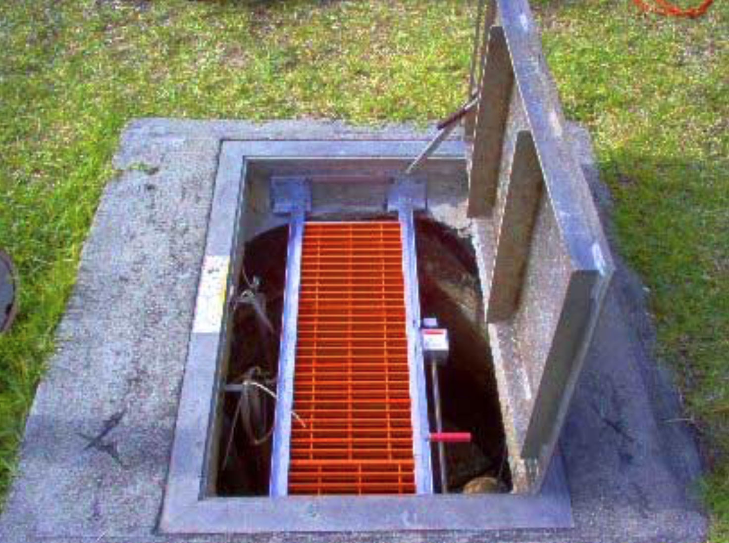 Aluminum Wastewater Access Covers Orlando, Florida USA | Retro-Grate ...